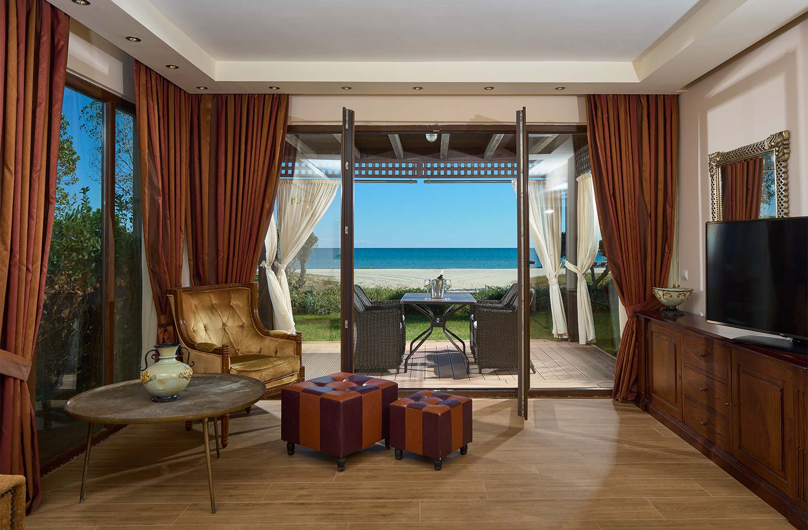 Sea View Suite - Mediterranean Hotels